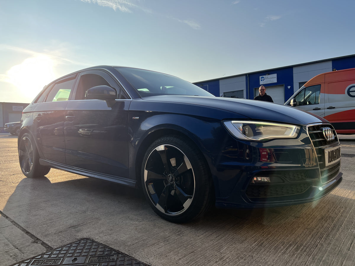 AUDI ROTOR STYLE BLACK POLISHED – Ace Alloys Lancashire